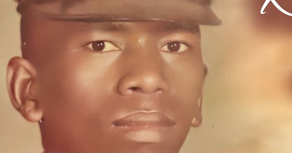 Robert Lee Davis Obituary in Ft. Lauderdale at McWhite's Funeral Home ...