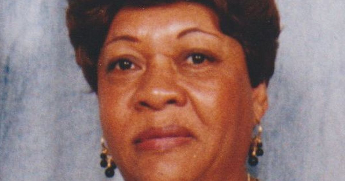 Roberta Griffin Edwards Obituary in Durham at Holloway Memorial Funeral ...