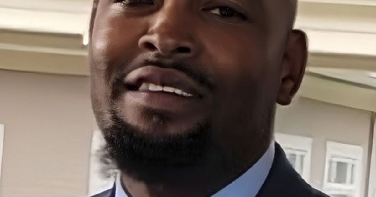 Leon Derek Simpson Obituary in Lithonia at Tri-Cities Funeral Home | Obit