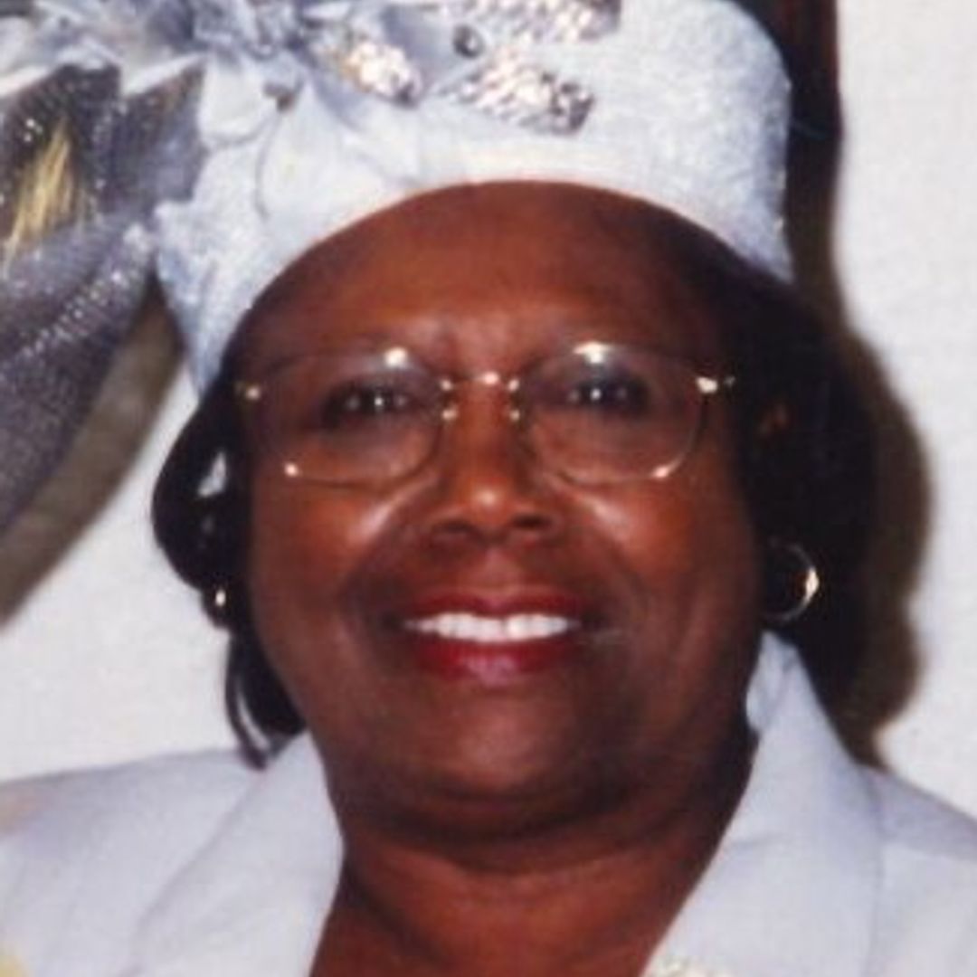 Geneva Ellen Farnum Obituary in Sarasota at Jones Funeral Home | Obit