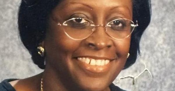 Phyllis Jeanette Ross Toms Obituary in Shelby at Enloe Mortuary | Obit