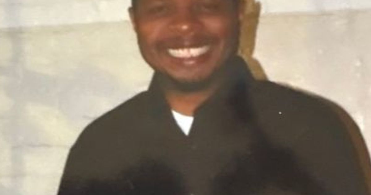 Mr. Elliott M. Hennington, II Obituary in Atlanta at Willie A. Watkins ...