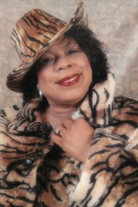 Sandra Gail Diamond Young Obituary in Dalton at Willis Funeral Home | Obit