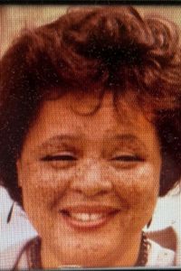 Helen Hyman Seatts Obituary in New Bern at Oscar's Mortuary, Inc. | Obit