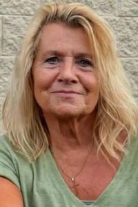 Obituaries at Chiles-Laman Funeral & Cremation Services - Shawnee ...